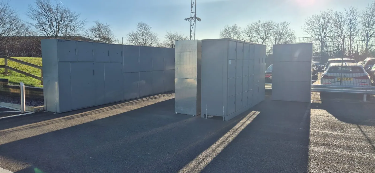 Smart Locker Infrastructure for UK Venues | Lockerly